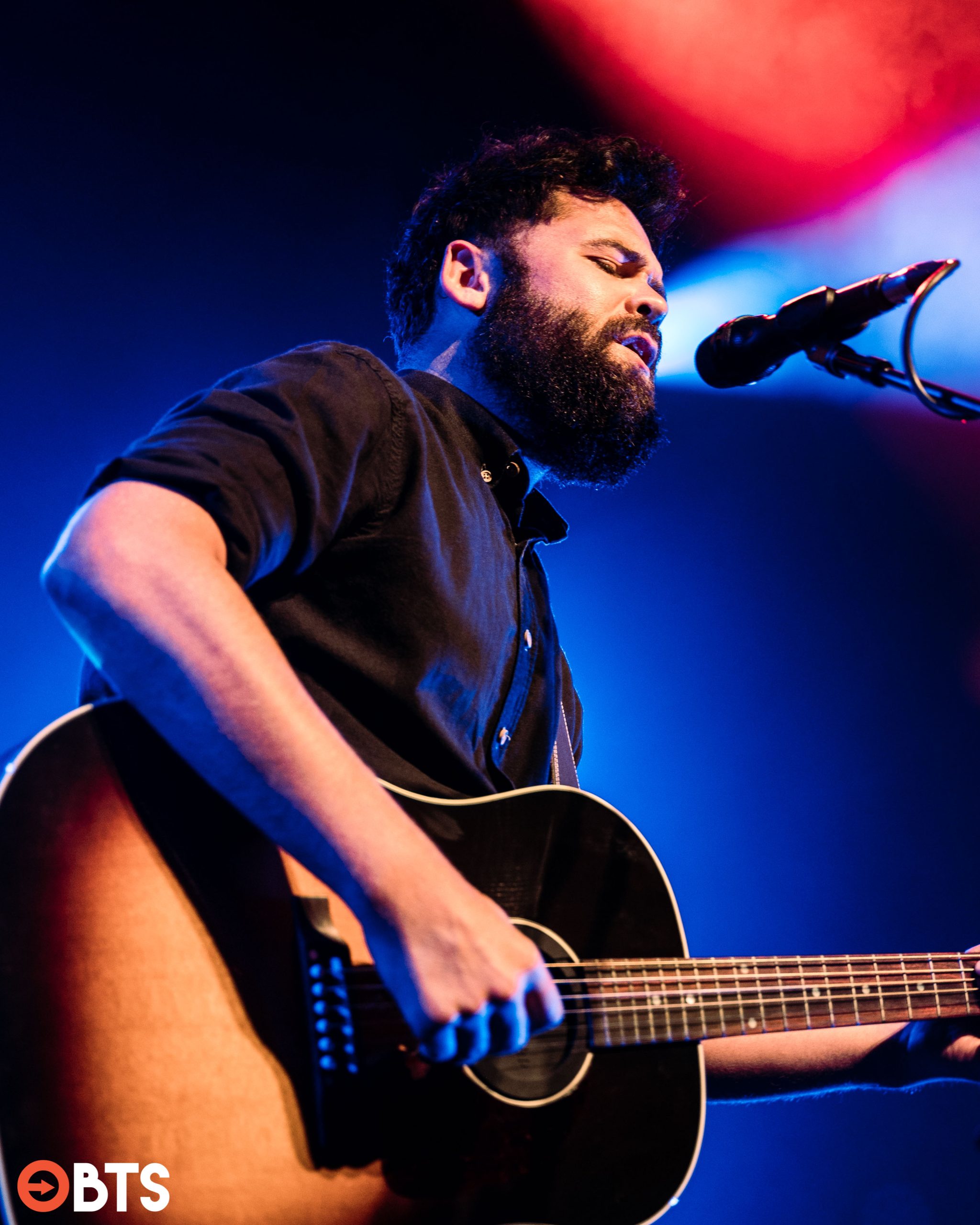 PHOTOS: Passenger - San Francisco - 5/5/22 | Beyond The Stage Magazine